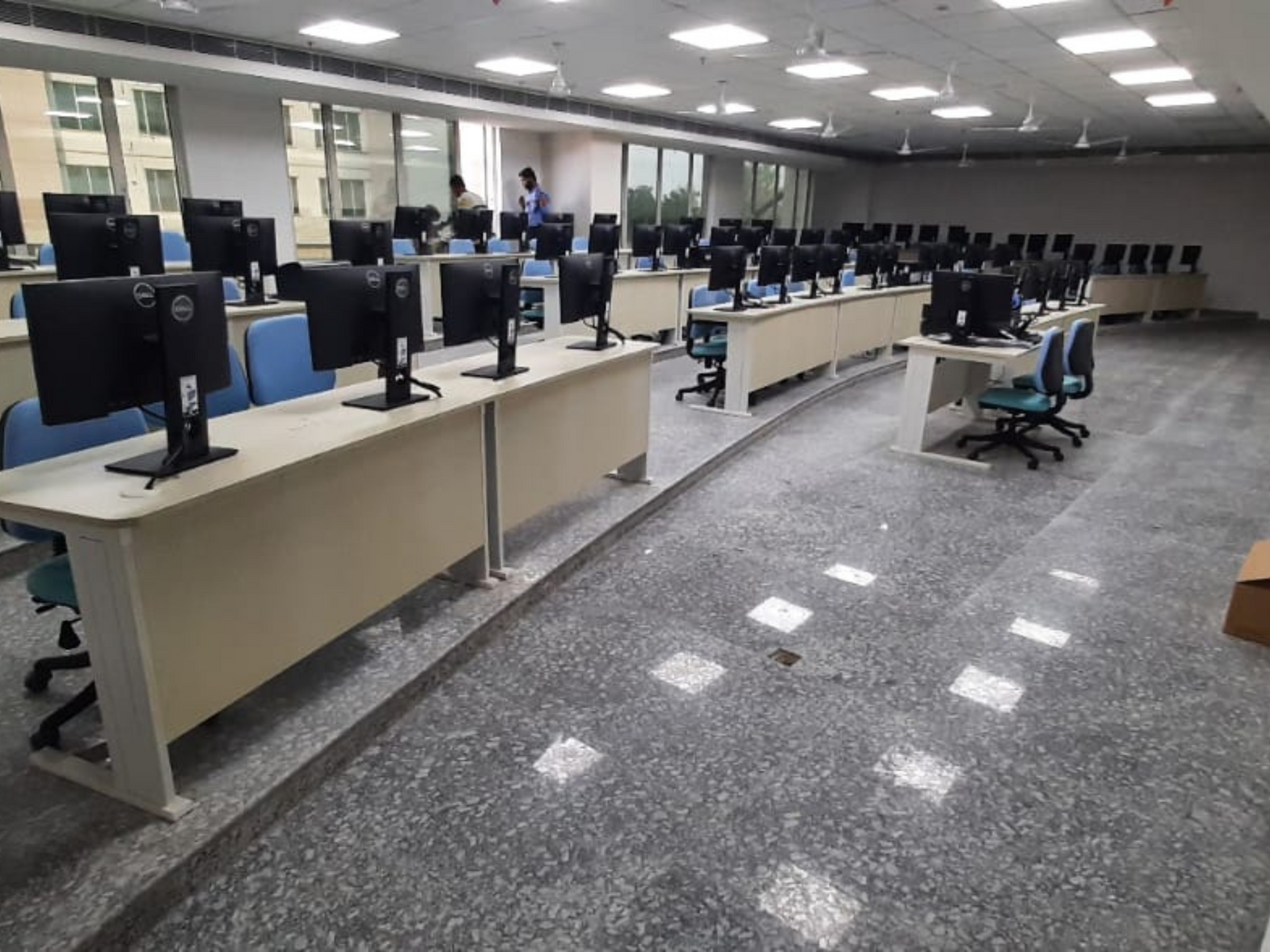 VIPS – Vivekananda Institute Of Professional Studies – Ergo Space