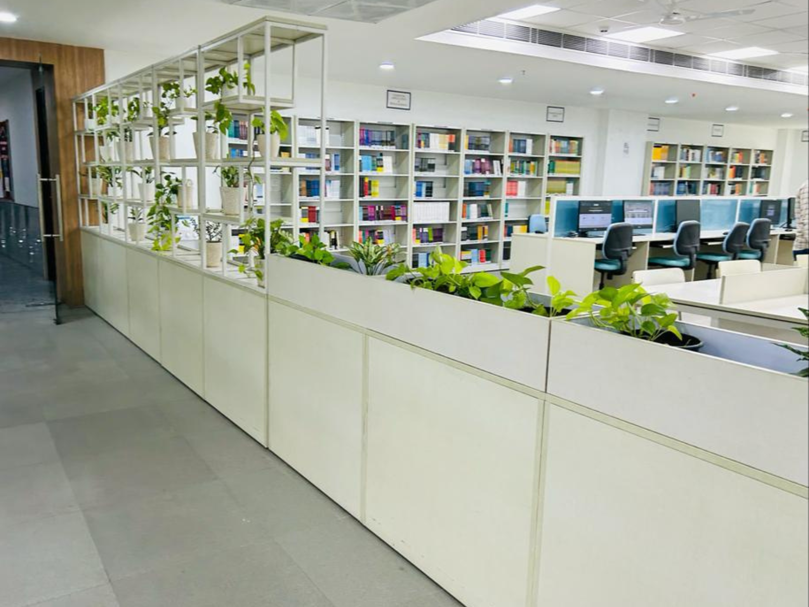 VIPS – Vivekananda Institute Of Professional Studies – Ergo Space